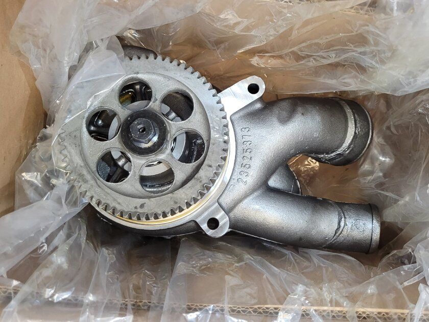 MTU DETROIT DIESEL SERIE 60 (WATER PUMP KIT / 23539249) Spare Part ...